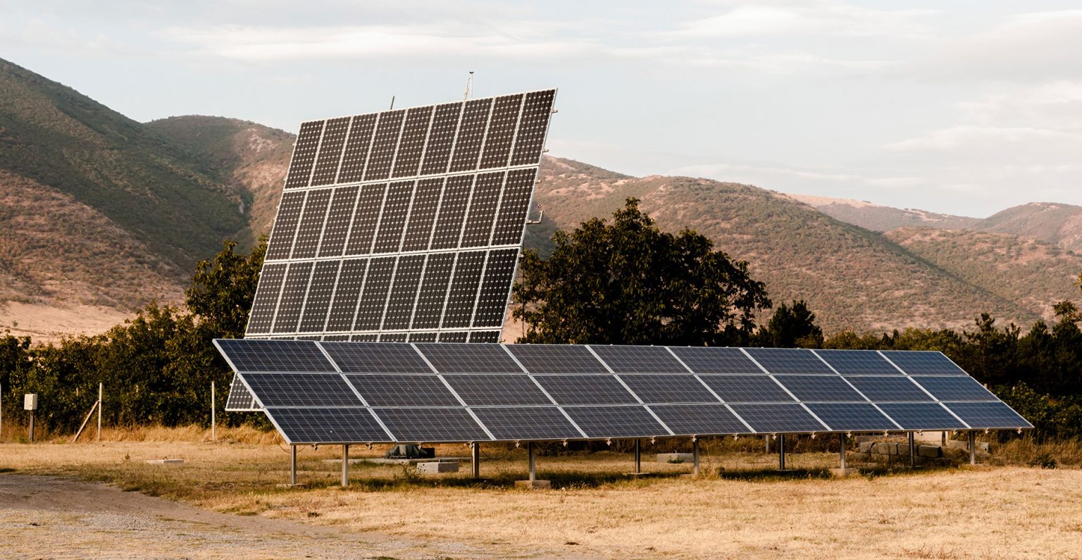 5 Things To Look for in a Utility-Scale Solar Tracker - Nevados